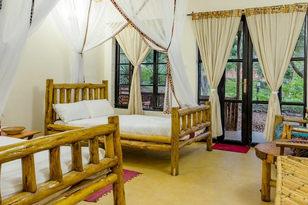 Simba Safari Camp | Artu Expeditions